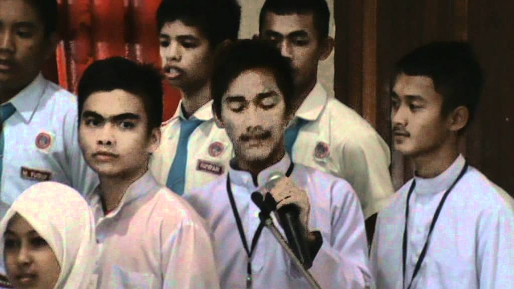 Koir 1Malaysia SMK Abdullah II, Semporna - YouTube