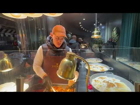 Men at Work: Kaiserschmarrn to go @ Demel Stephansplatz