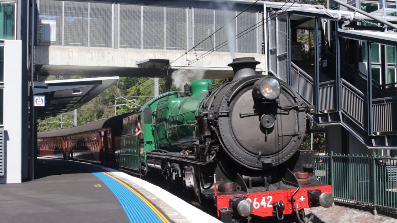3642 leading the Rail & Sail Tour - YouTube
