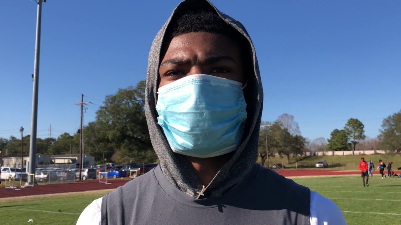 2024 Warren Easton DB Wallace Foster IV continues competing, excelling ...