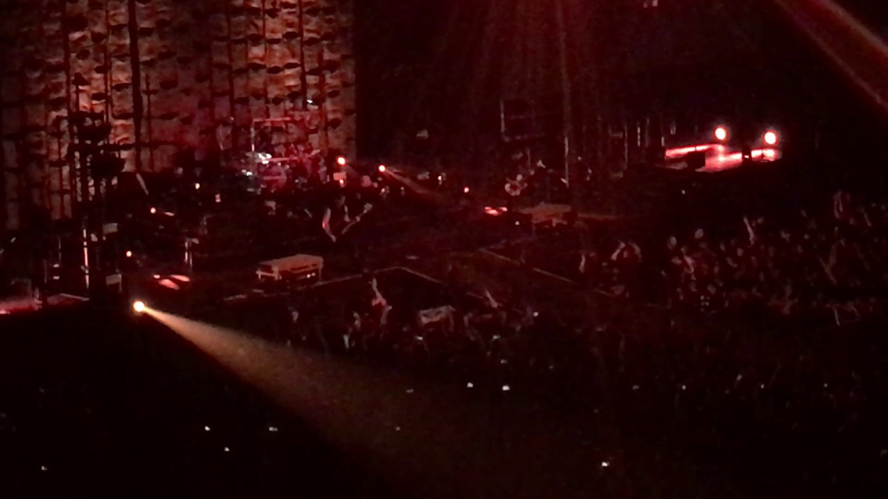 Disturbed - The Eye of the Storm / Immortalized - Live in Vienna ...