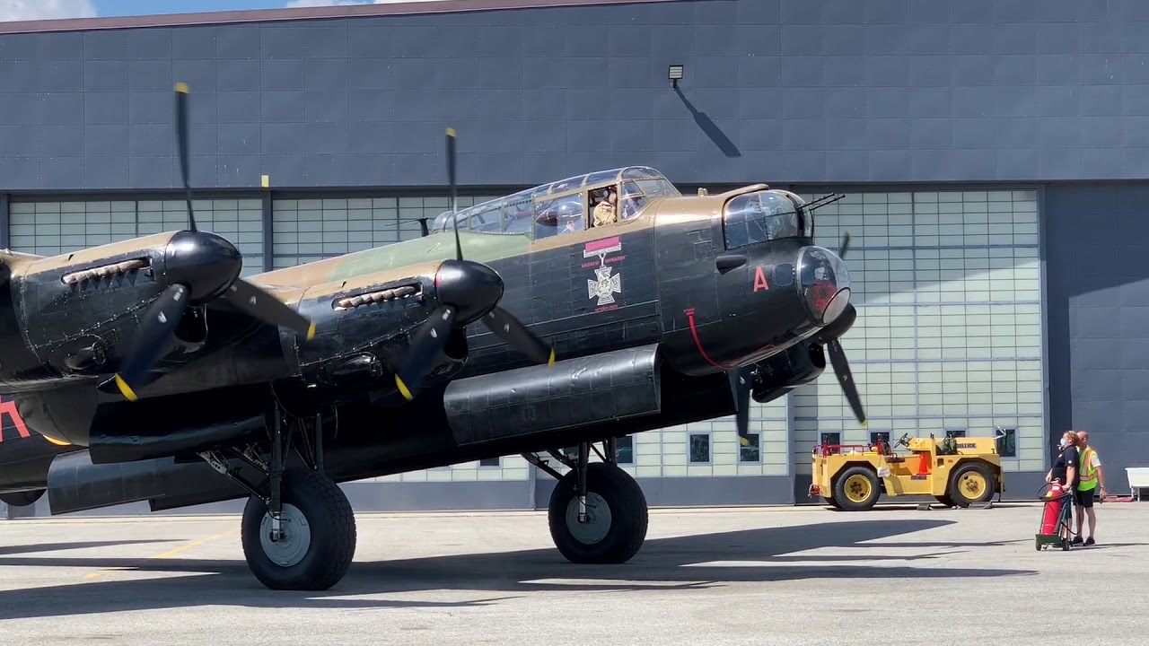 First Avro Lancaster flight of 2020 at CWHM - YouTube