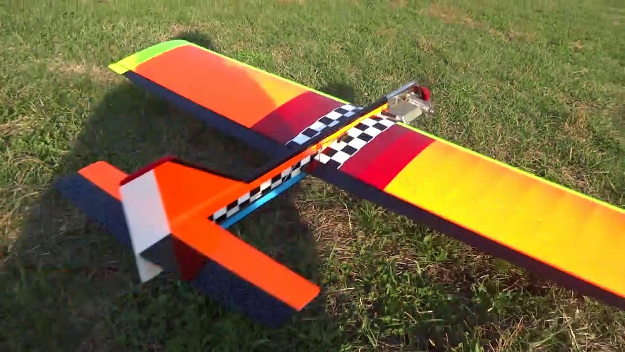 Fox 35 Engine Starts and Takes Off - YouTube