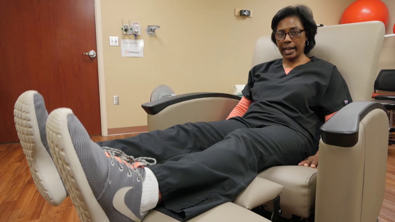 Knee/Hip Replacement Exercise - Quad Sets | Piedmont Healthcare - YouTube