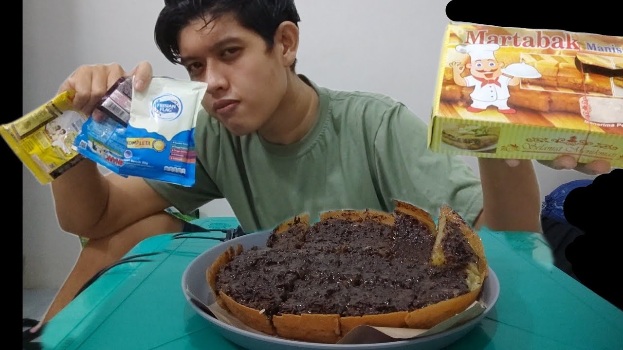 martabak manis alias terang bulan alias apam pinang - YouTube