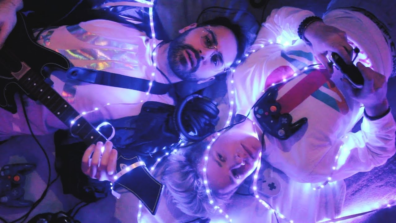 Lil Snooze - Video Game Love Song ft. Vic Spacey (Official Video) - YouTube