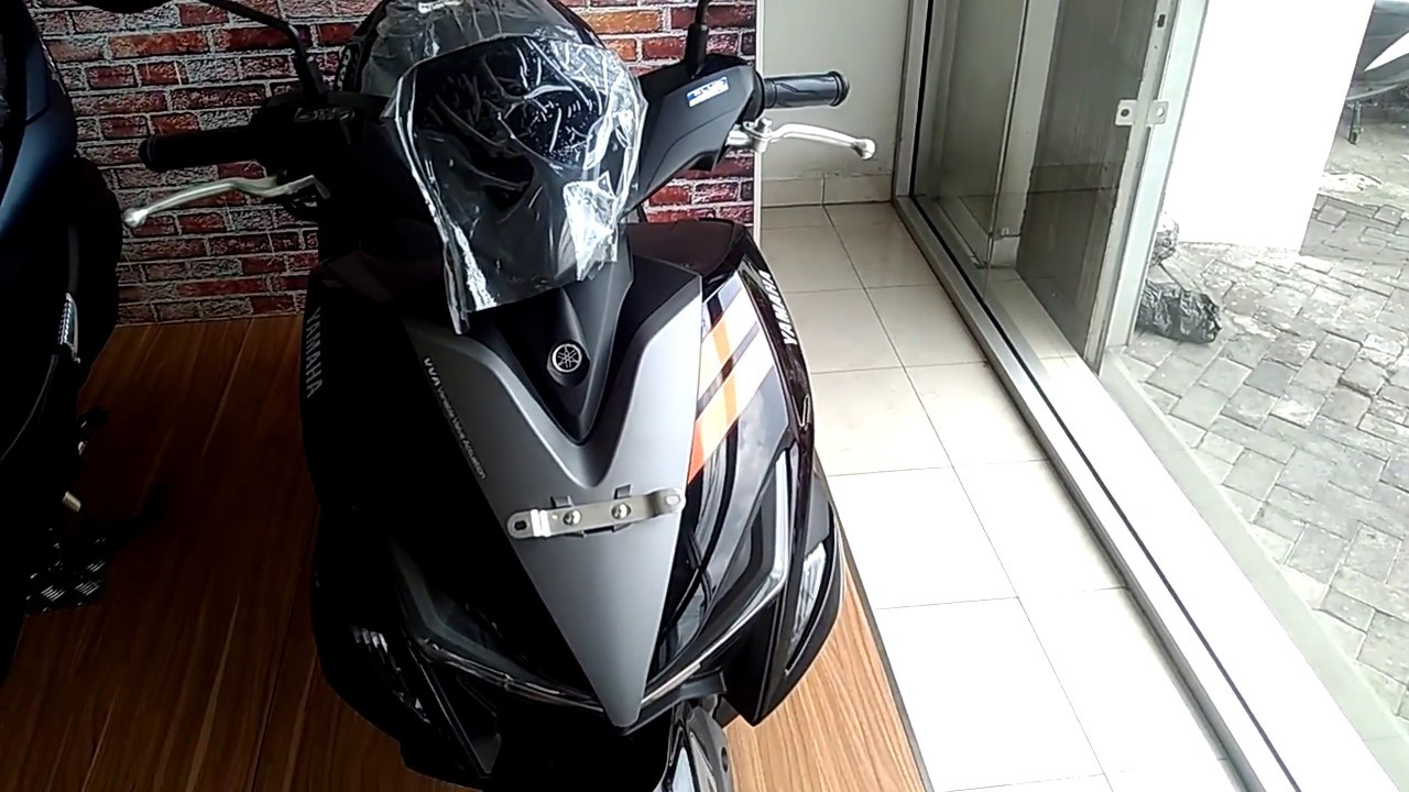 Review singkat Yamaha Aerox 155 VVA tipe standart (2018) - YouTube