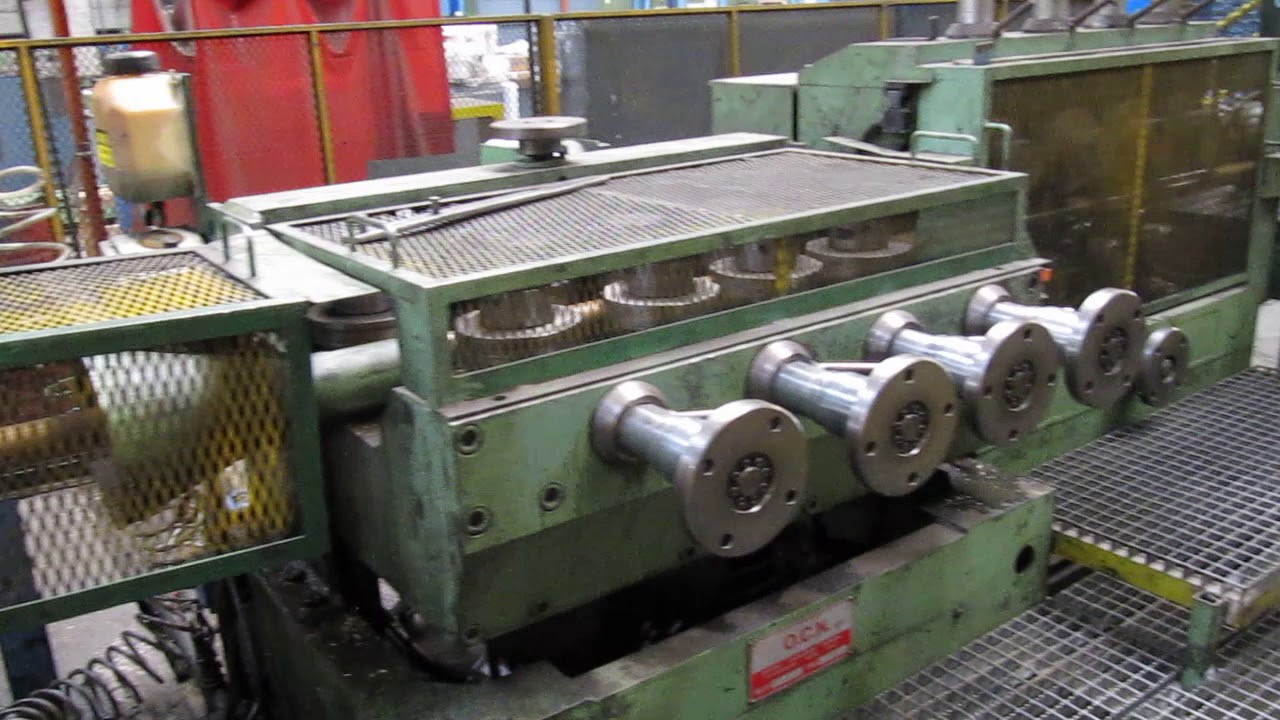 Section straightening machine OCN RP 50 - YouTube