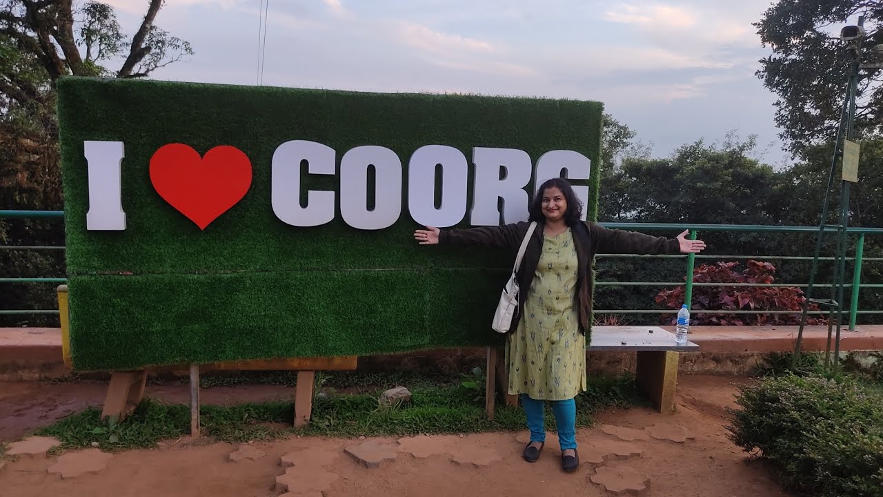 Coorg Part 1 Vlog | Raja Seat View Point In Coorg |Best View Of Sunset ...