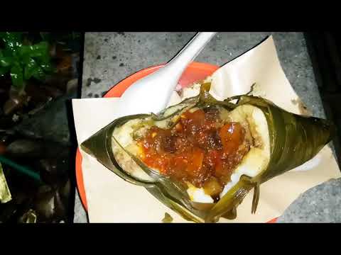Food Lover! Bacang Panas Braga Ini Menggugah Selera - YouTube