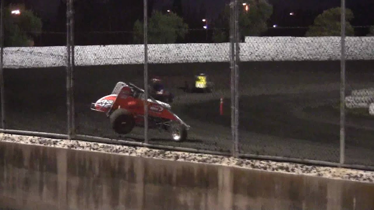 Petaluma Speedway Wingless Sprint Car Crash, July 31, 2010 - YouTube