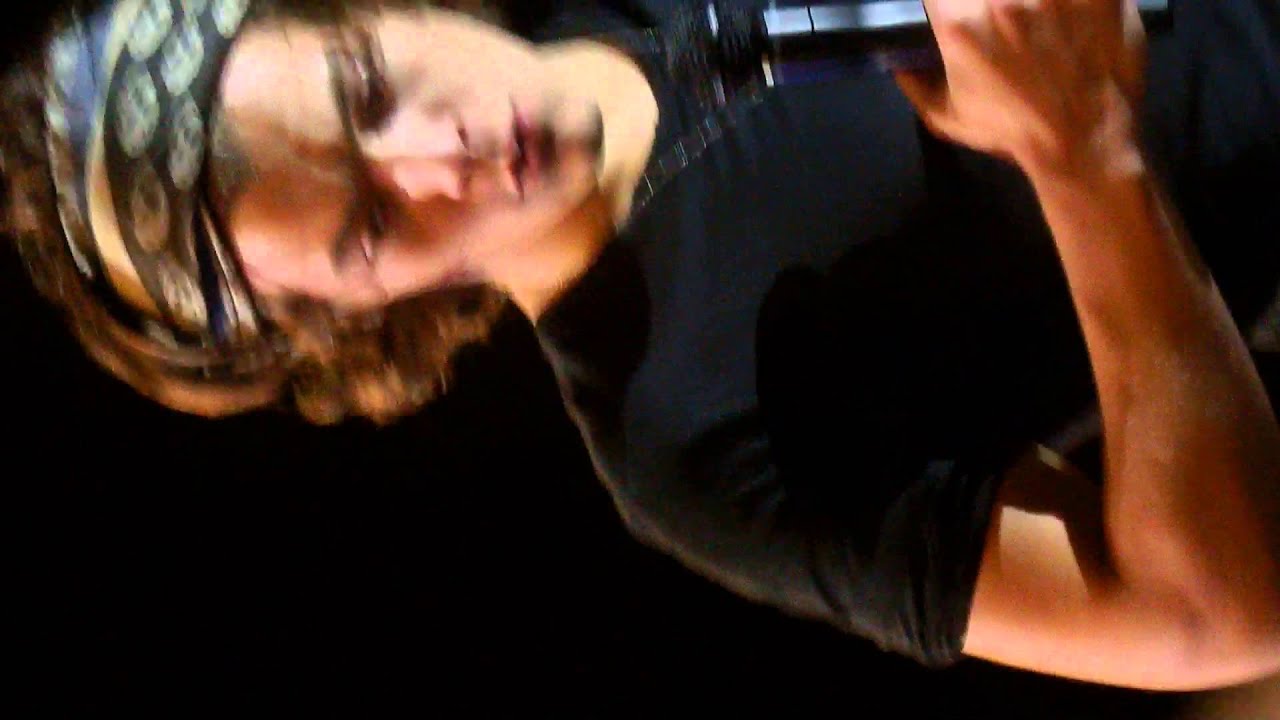 HARRY GOT A SANDWICH - WWAT CHILE - YouTube