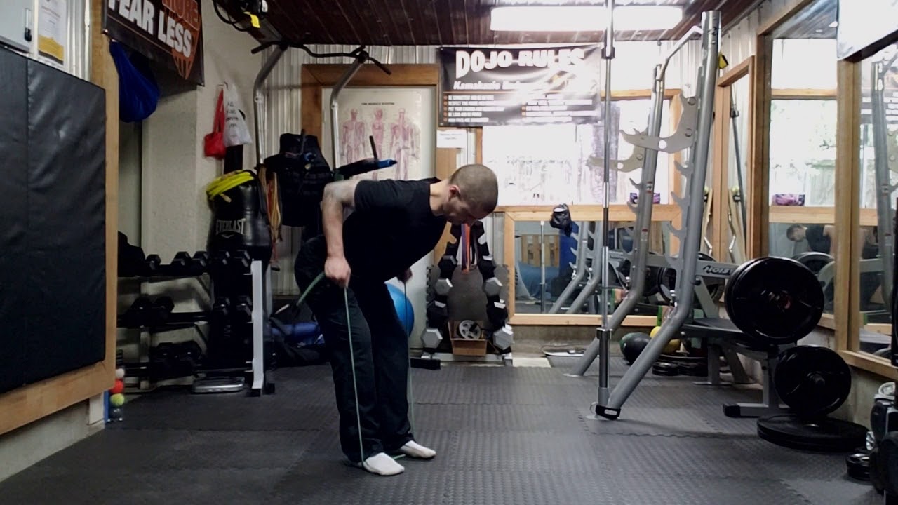 RDL to Bent Row w/ Band - YouTube