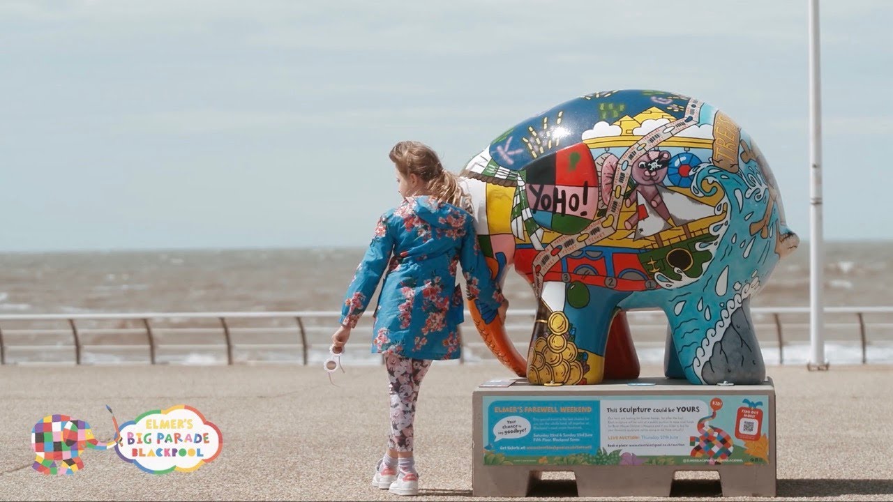 Elmer's Big Parade Blackpool - YouTube