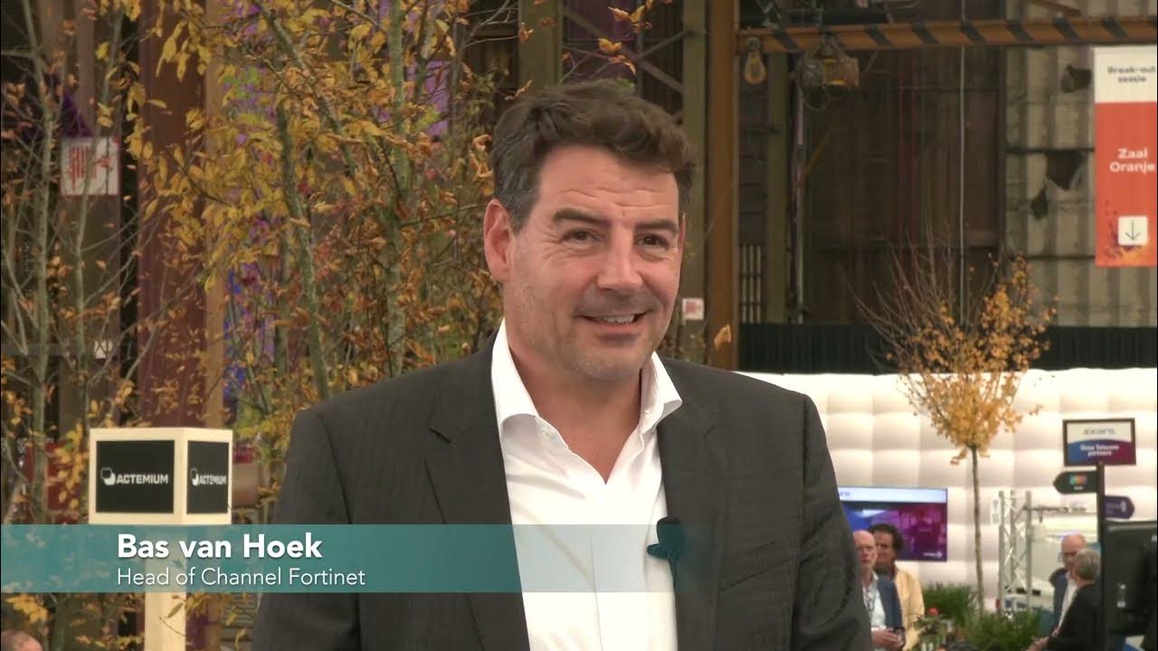 Bas van Hoek van Fortinet aan het woord op de klantendag van Axians - YouTube