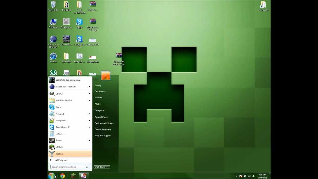 Minecraft 1.2.5 - Cloaks and More Accessories Mod [Multiplayer included ...