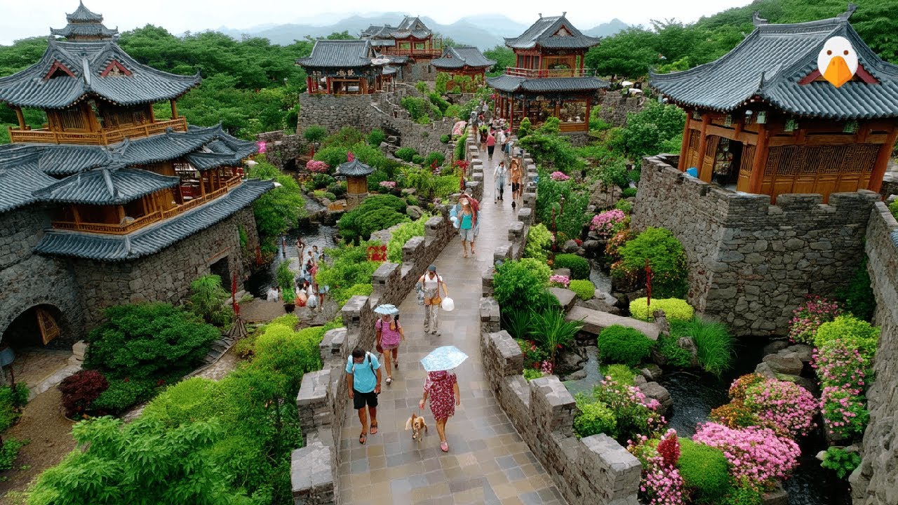 Qingyan Ancient Town, Guizhou🇨🇳 China’s Last Fortress Town Frozen in ...