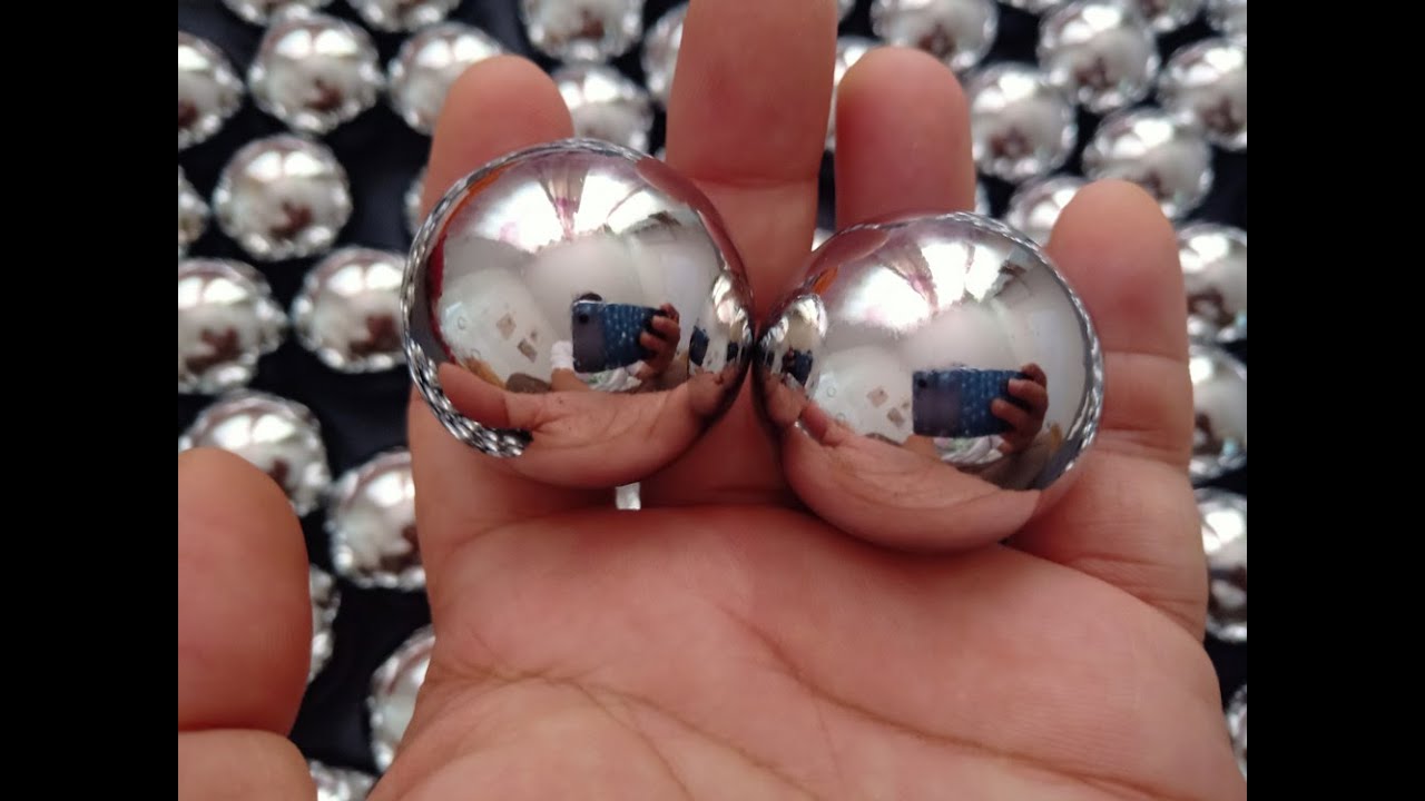 Chinese baoding balls stress relief balls - YouTube