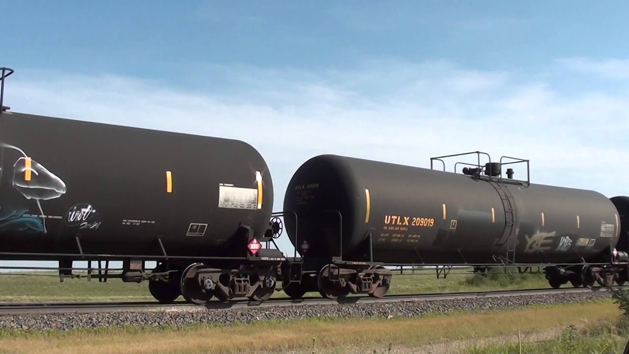 eastbound diesel fuel train on the GSR 07/29/2014 - YouTube