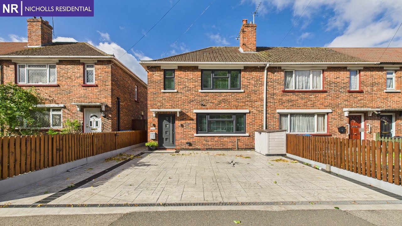 Phipps Bridge Road, MITCHAM - YouTube
