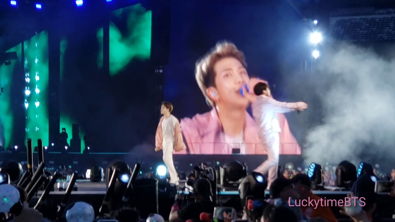 BTS 2019MAY19SUN DAY2 NJ METLIFE CONCERT " best of me " - YouTube