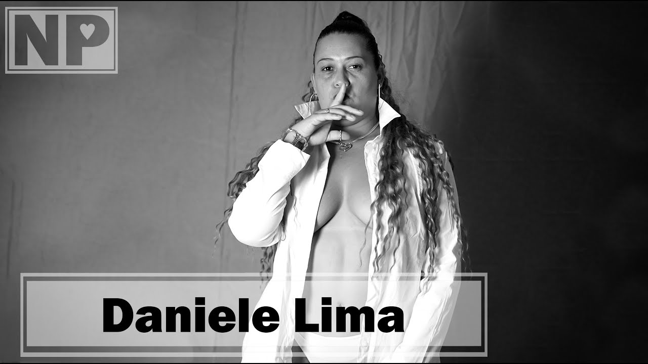 Ensaio Fotográfico Intimista Feminino | Daniele Lima | Estúdio NuPerfil - YouTube