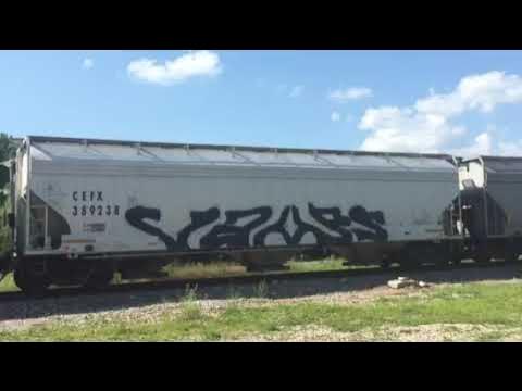 Railfanning in Cedar Falls, IA with CN SD60 5413 leading L570 - YouTube