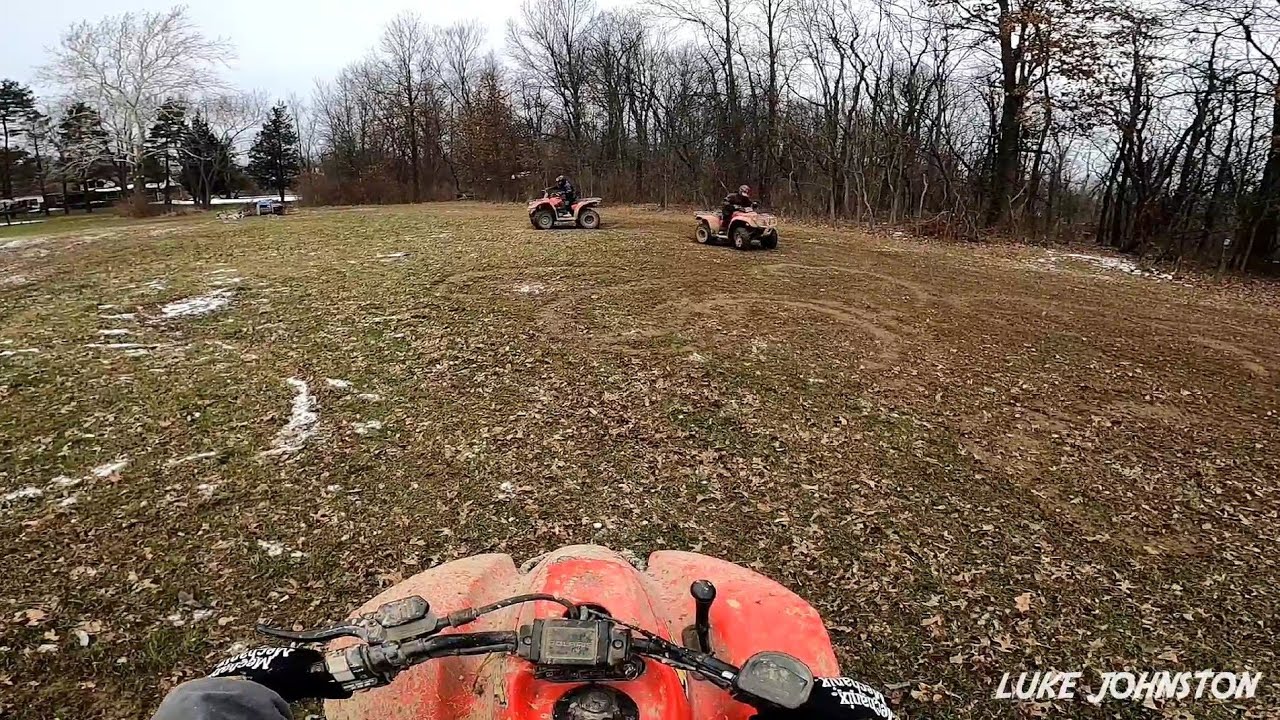 ATV Donuts In The Dirt! - YouTube