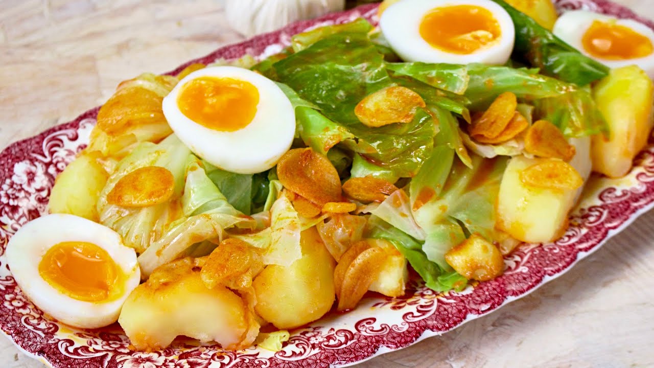 ¡La abuela no perdía tiempo cocinando! REPOLLO A LA GALLEGA. - YouTube