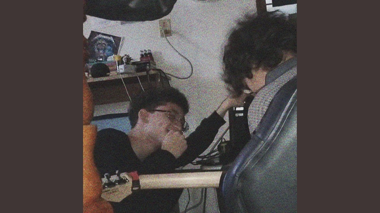 Ojos Rojos (feat. Elokodann) - YouTube