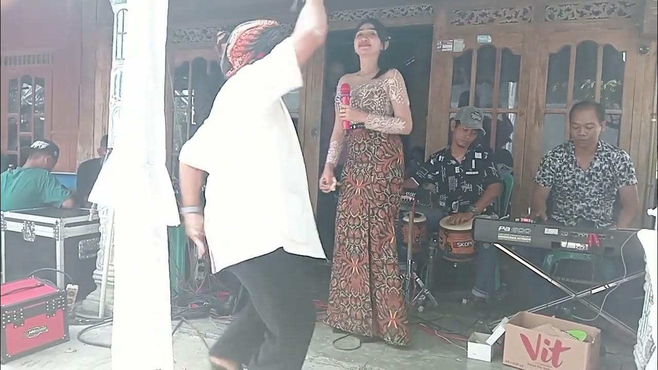 Semangat sawerr yii - YouTube