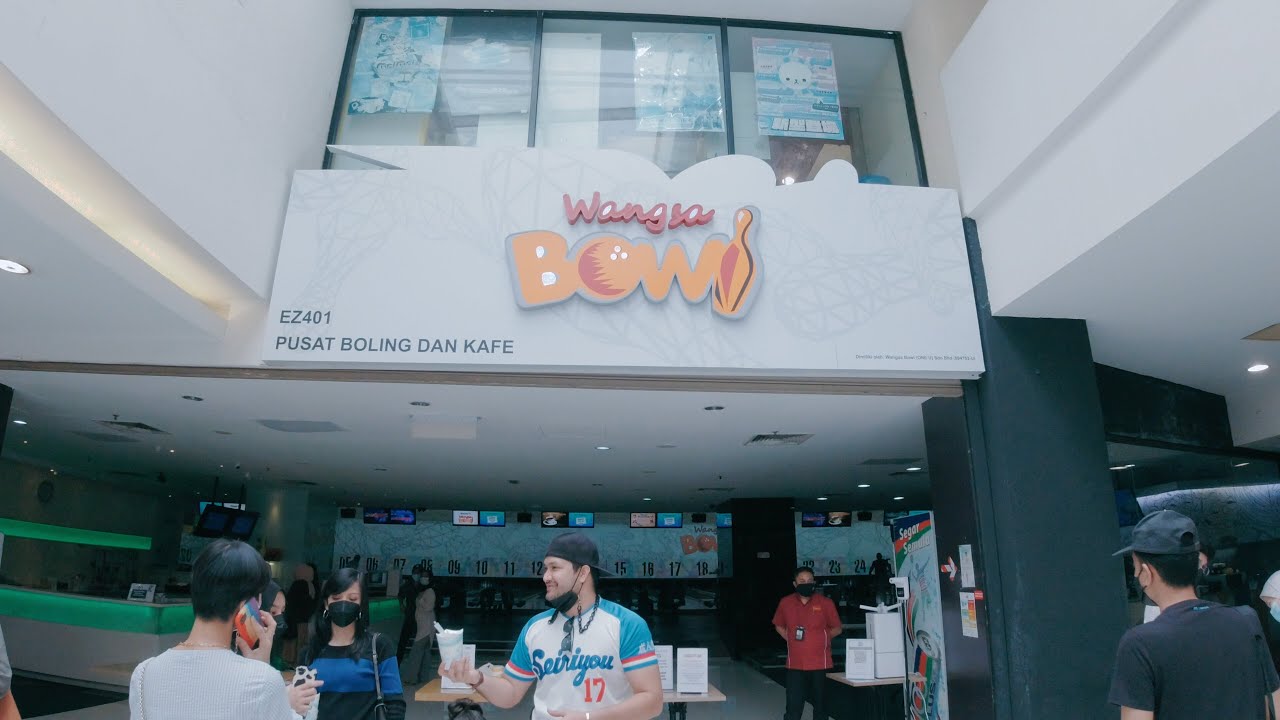 BOWLING @ONE UTAMA - YouTube