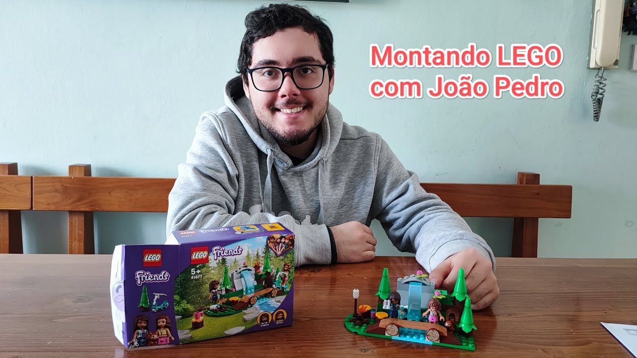 João Pedro comprou um lego novo e já montou rapidamente...# ...