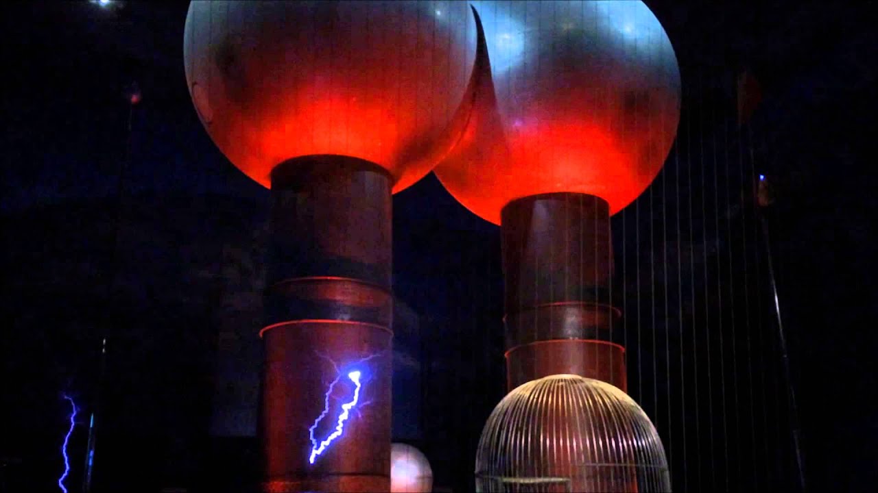 Light Show in Museum of Science, Boston - YouTube