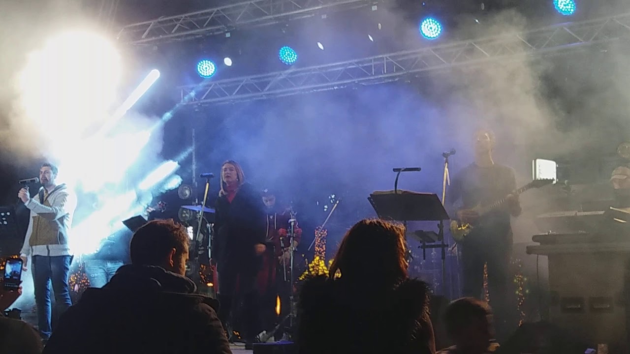 #2019:Φωταγωγηση του χριστουγεννιατικου δεντρου με την συναυλια των ...