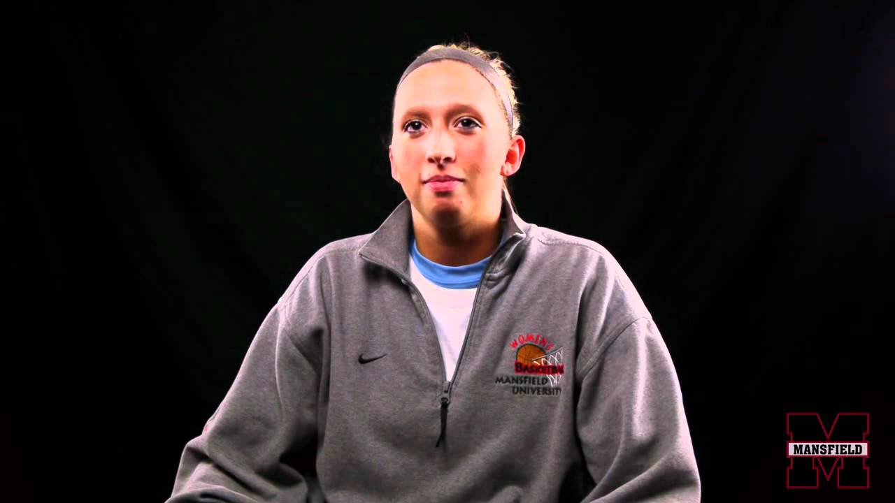 Mallory Moore Makes Mansfield History with Triple-Double - YouTube
