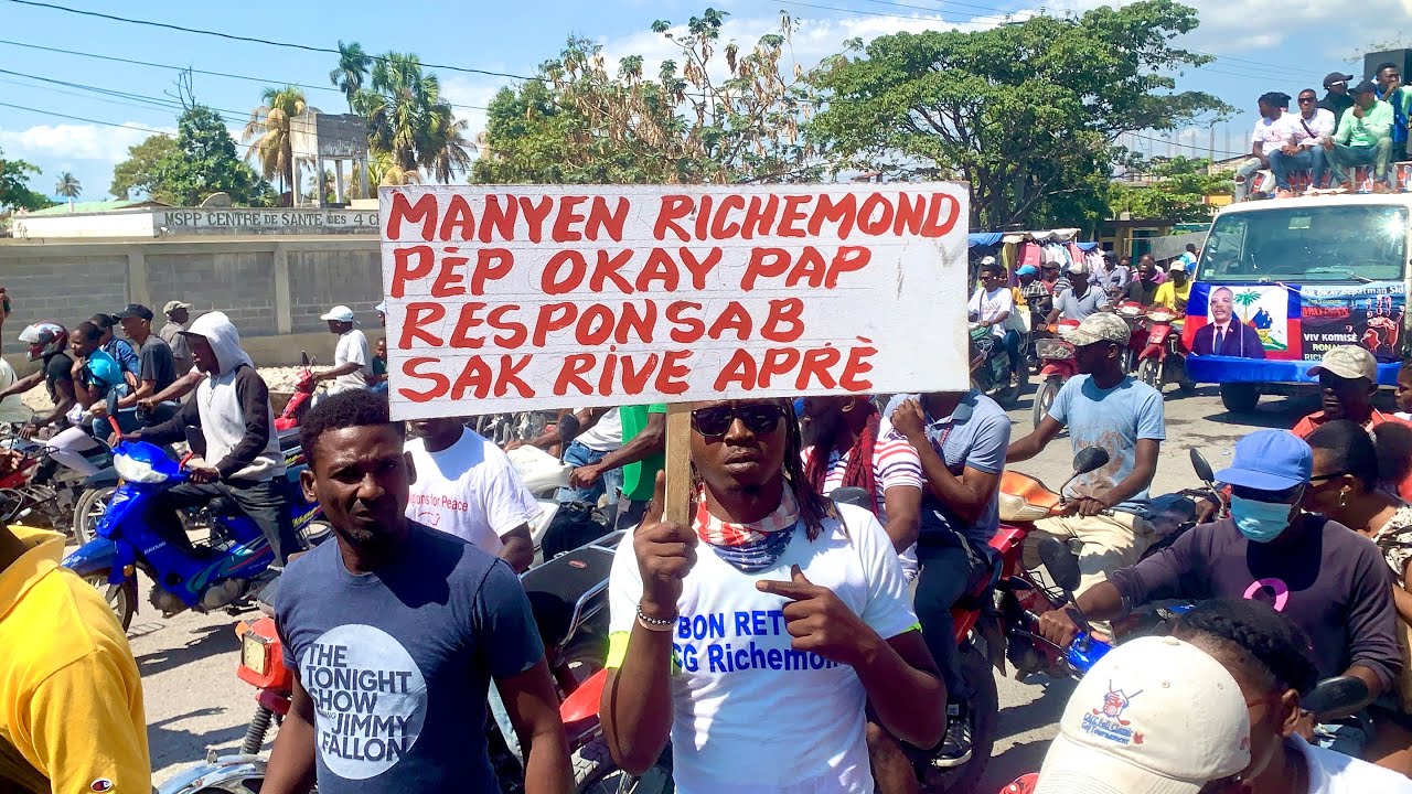 Komisè Ronald Richemond ankò...Mach pou dil pap fè wonn pòt ak Okay pap ...