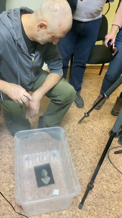 Миша Бурлацкий покрытие амбротипа лаком фотофакультет амбротип мк рек обучениефотографии