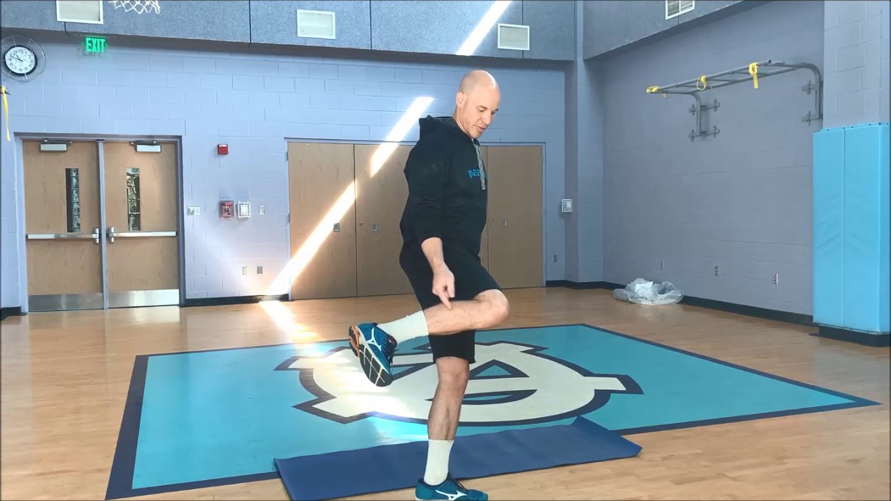 Mobility Exercises with Daniel - YouTube