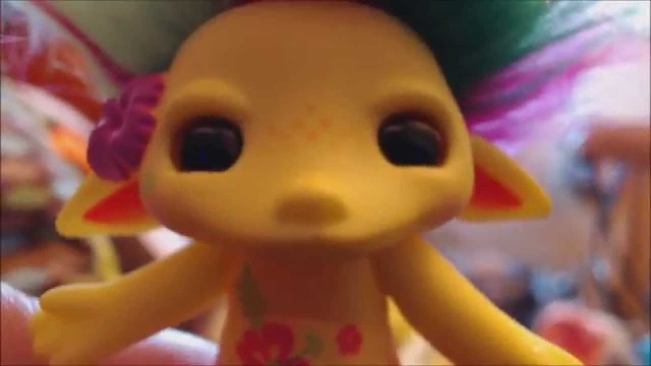 Toy Review: Zelicious Zelf, Elfa. ASMR - YouTube