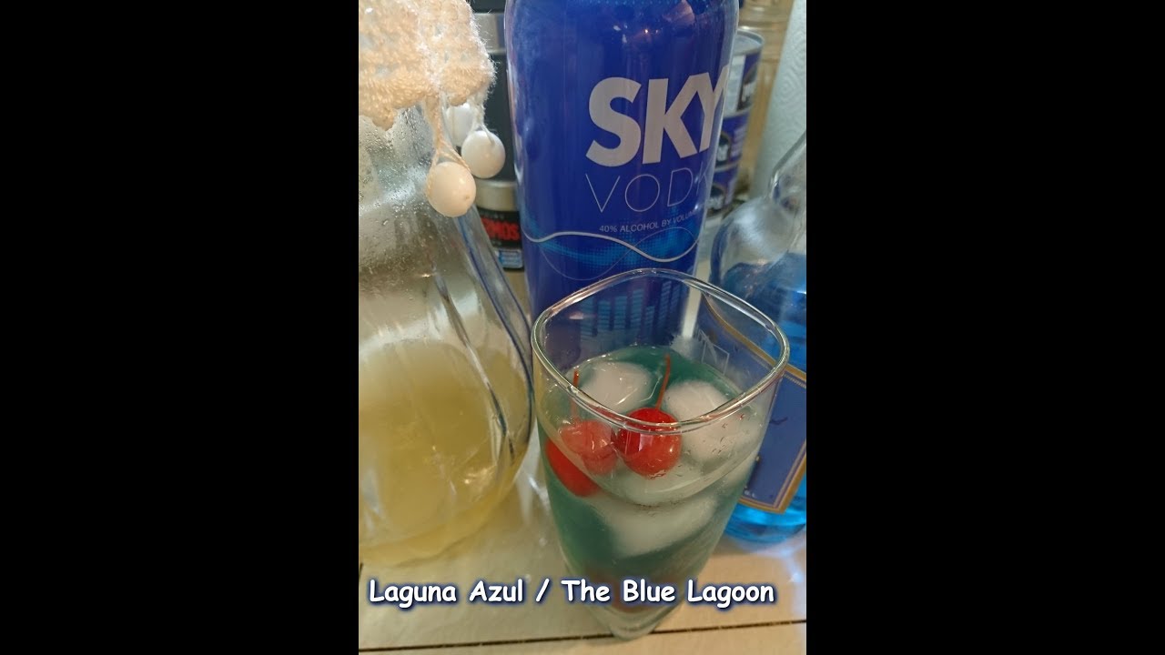 Como preparar el trago Laguna azul The Blue Lagoon super facil - YouTube
