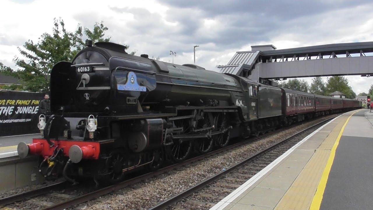 WCR Class 47 47826 & 60163 Tornado Castleford 7th July 2025 - YouTube
