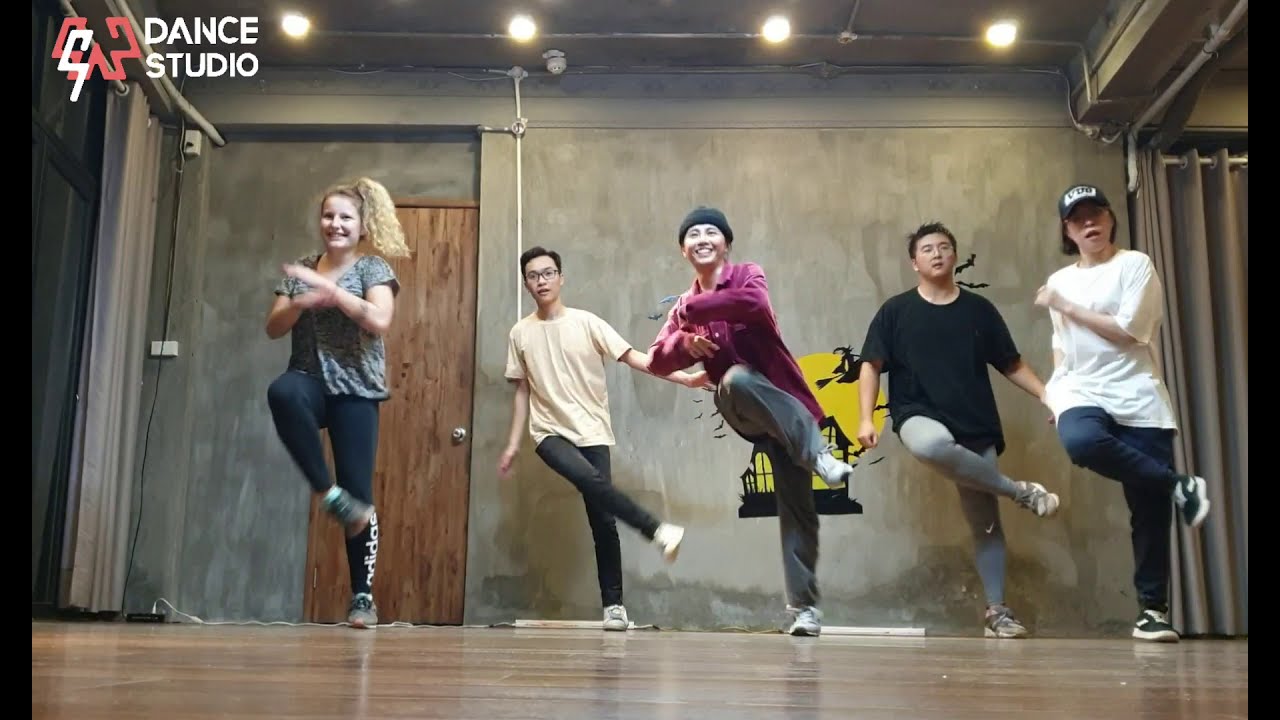 Everybody (Backstreet Boys) - Linh Nguyễn's Hiphop Foundation | WS Dance Studio - YouTube