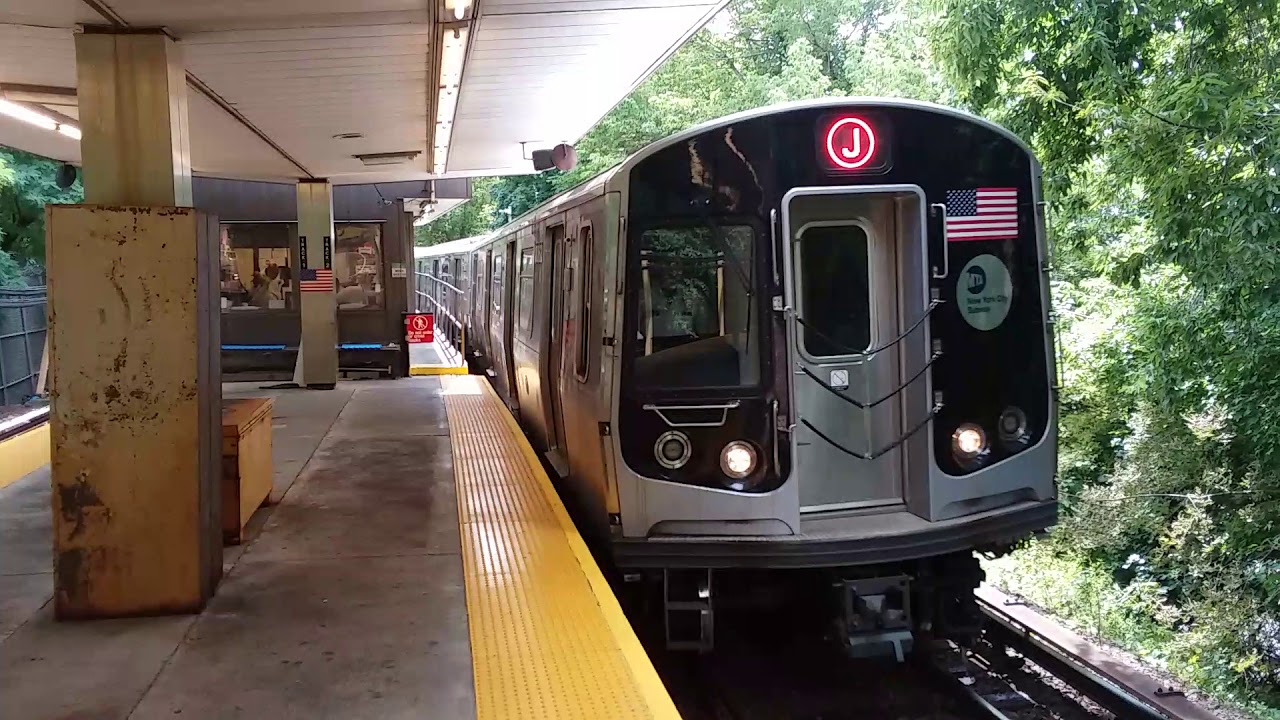 R143 And R179 J Trains at Metropolitan Avenue - YouTube