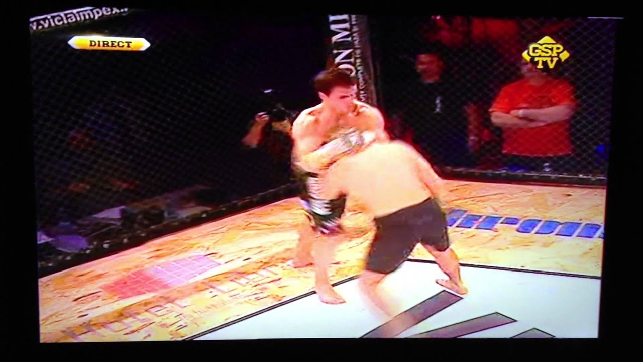 Bogdan Stanciu - Szőcs Dénes MMA SIBIU 2013 - YouTube