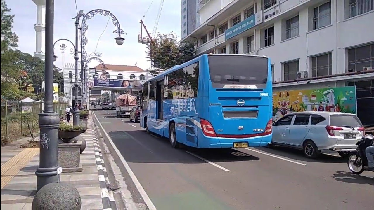 Bus Damri (Trans Bandung Raya) - 5966 Evonext New Armada - YouTube