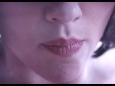 Under the Skin (2013) FemAlien (Scarlett Johansson) tries to Pass as a Human!