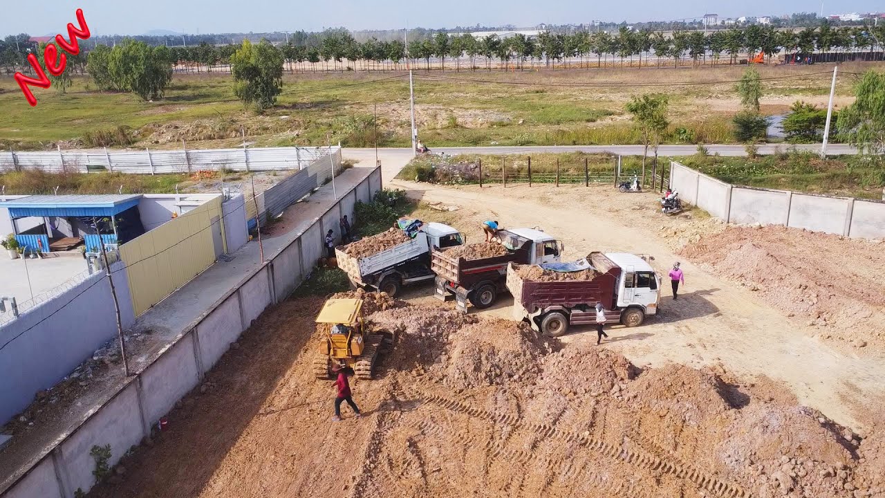 New Project Expert Operator Komatsu d31p Dozer Push Soils Into Of Add Landfilling - YouTube