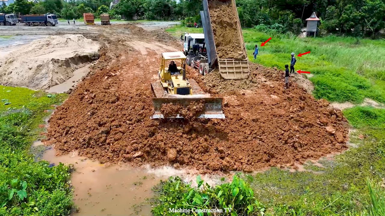 EP 3| Best Action Build a new road with bulldozer Komatsu D51P and ...