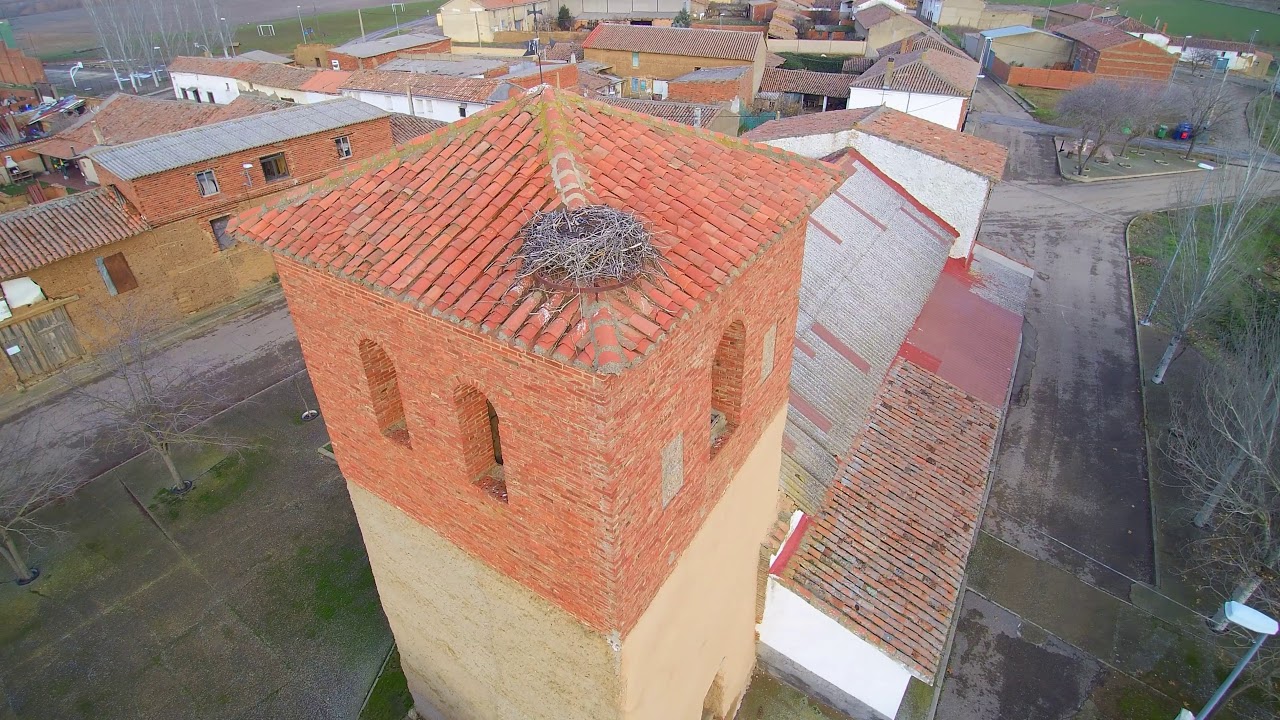 Malillos de los Oteros_Iglesia&Pano360_4K - YouTube